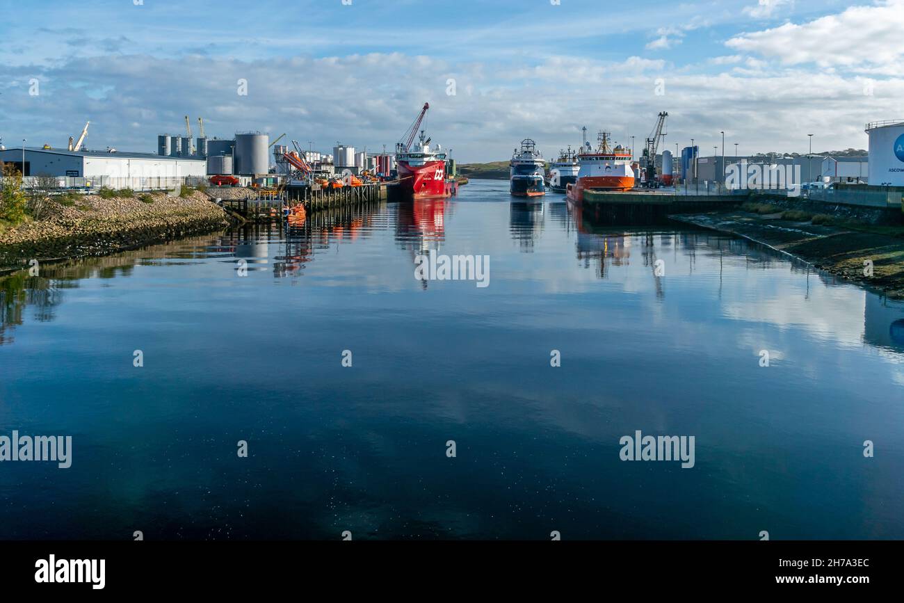 Aberdeen harbour, Scotland, United Kingdom, 20th October 2020. Aberdeen ...