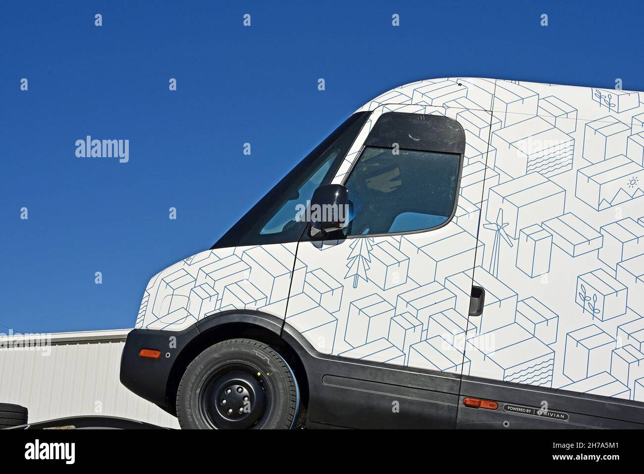 Amazon delivery van rivian hi-res stock photography and images - Alamy