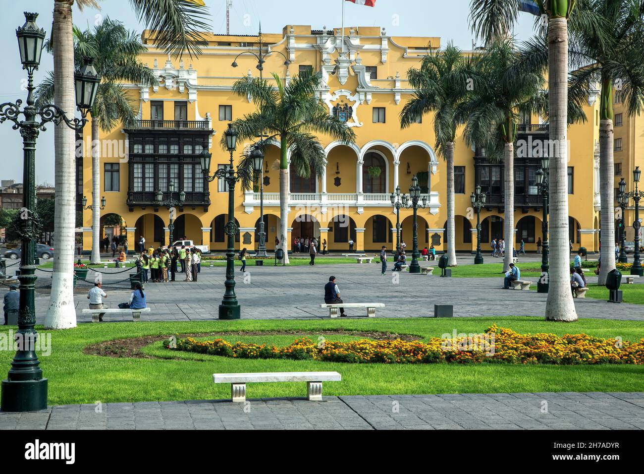 Plaza de ayuntamiento hi-res stock photography and images - Alamy