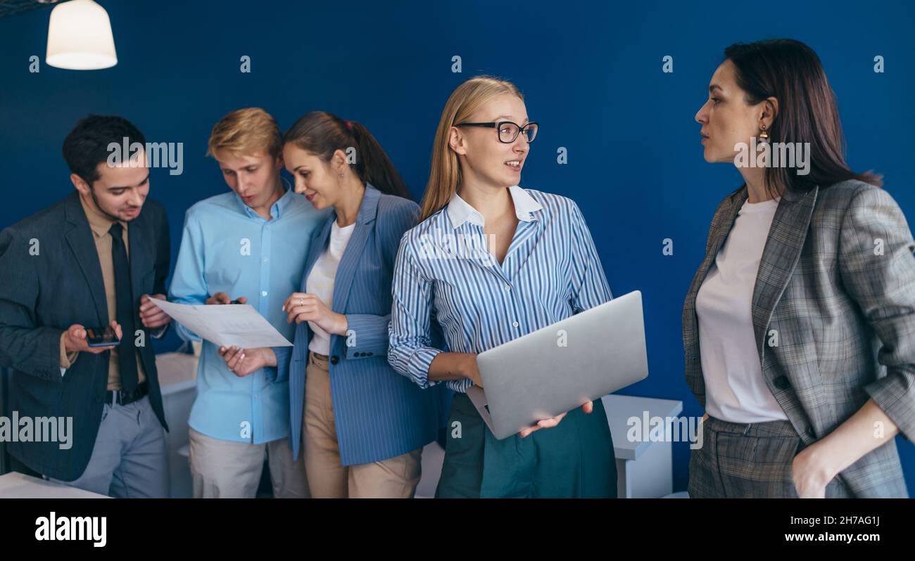 Teacher interacting students in classroom hi-res stock photography and ...