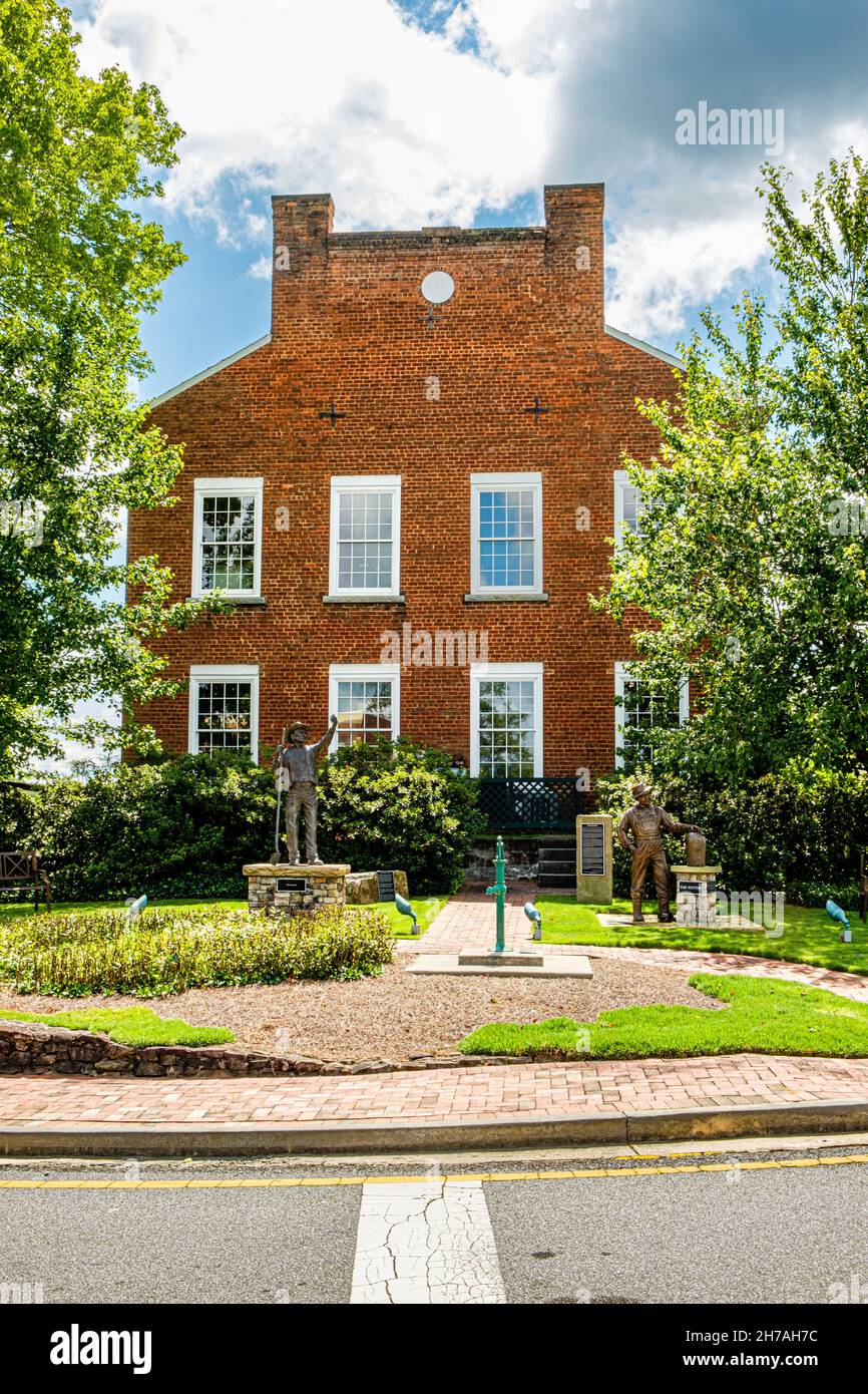 Old White County Courthouse, Courthouse Square, Cleveland, Georgia ...