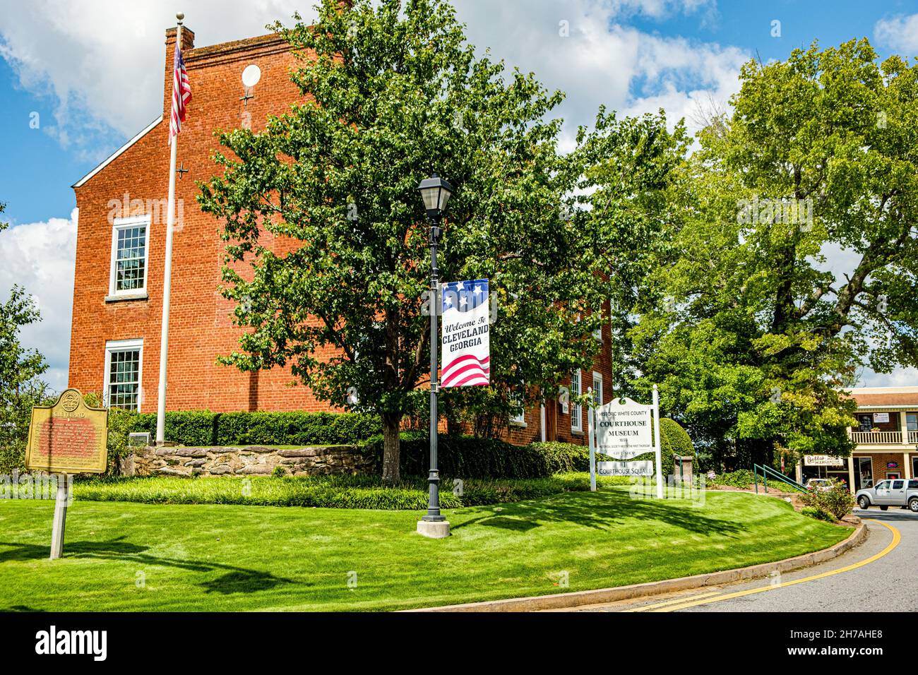 Old White County Courthouse, Courthouse Square, Cleveland, Georgia ...