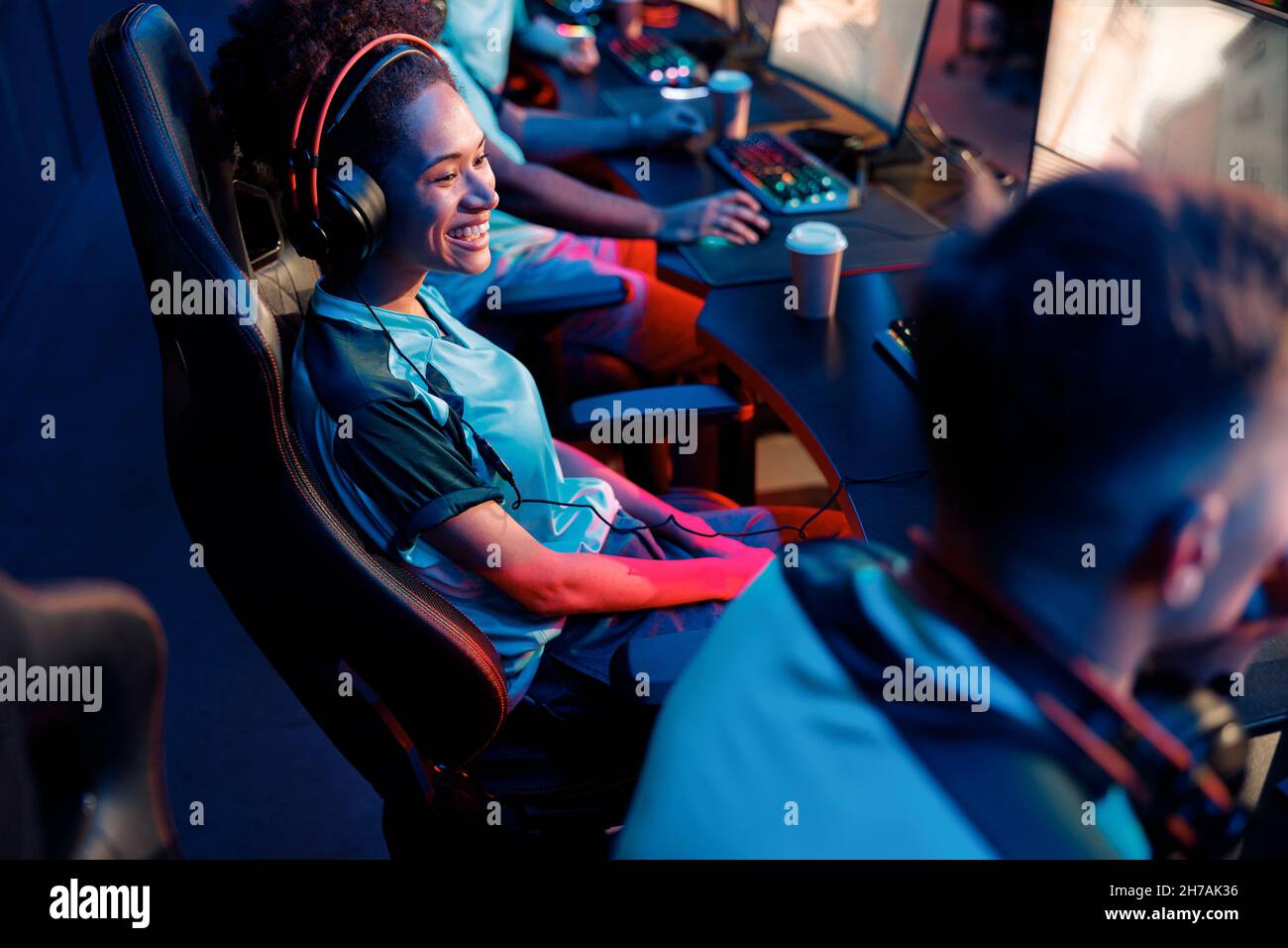 Competitive cyber gamer woman hi-res stock photography and images - Alamy