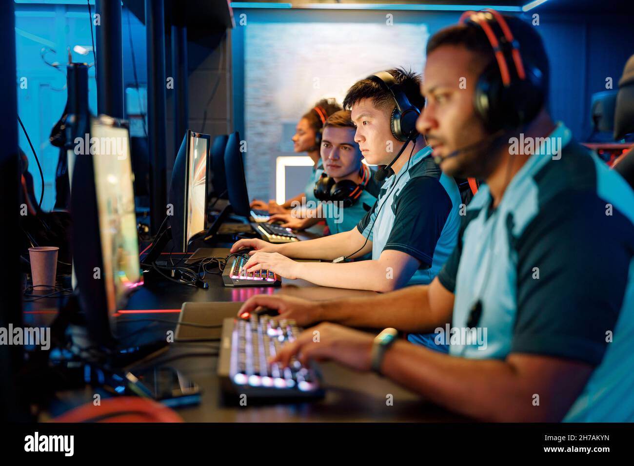 Young cyber people in hi-res stock photography and images - Alamy