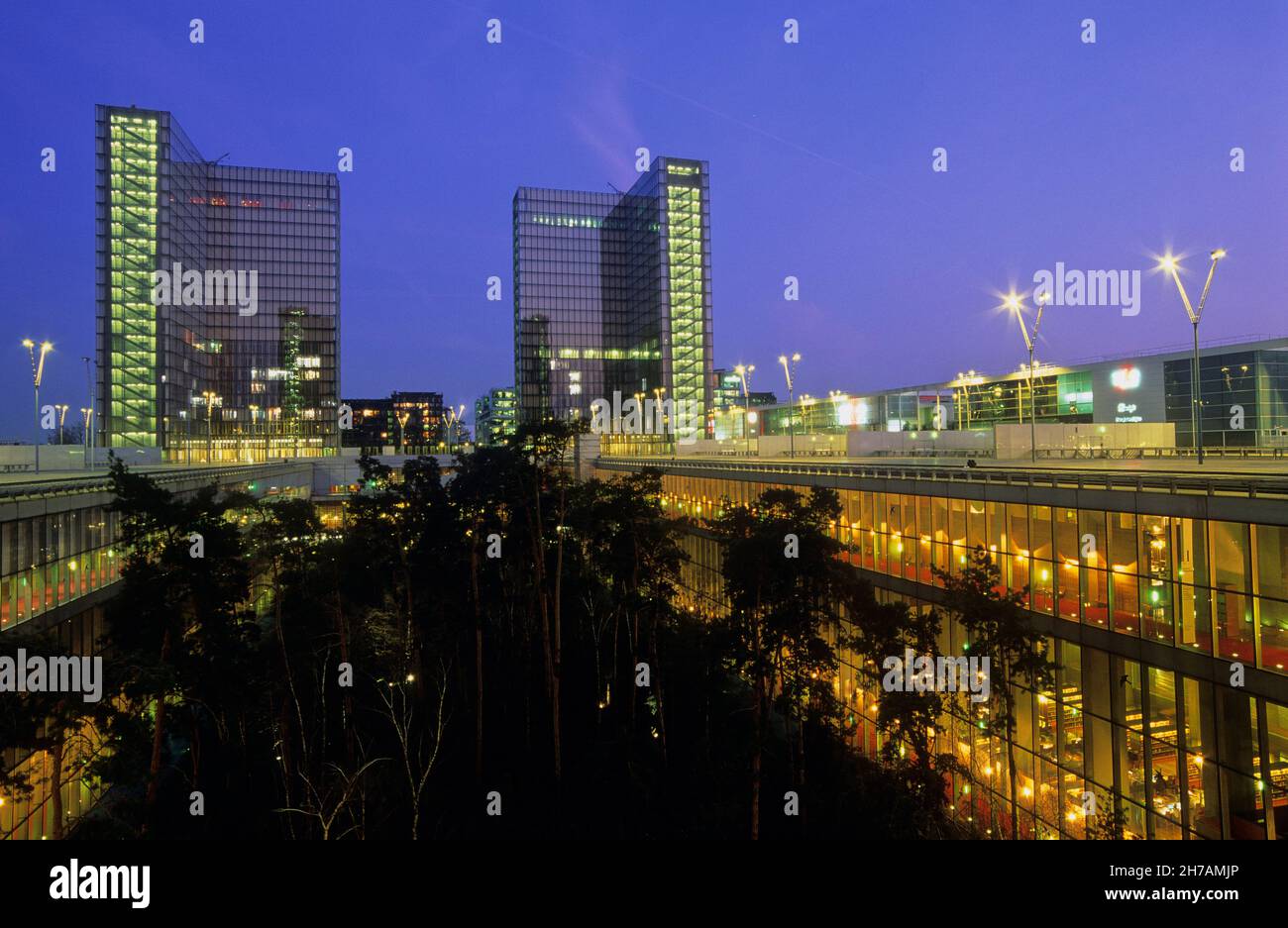 FRANCE, PARIS (75) 13TH DISTRICT, BNF, FRAN COIS MITTERRAND NATIONAL ...