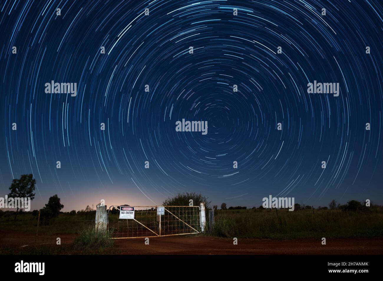 Star gate view hi-res stock photography and images - Alamy