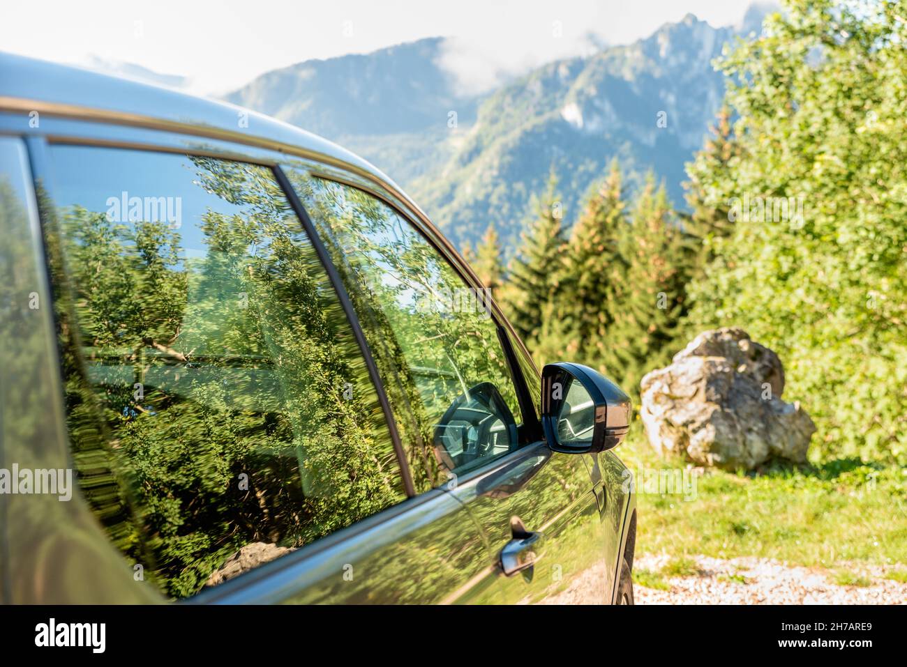 Suv familiar hi-res stock photography and images - Alamy