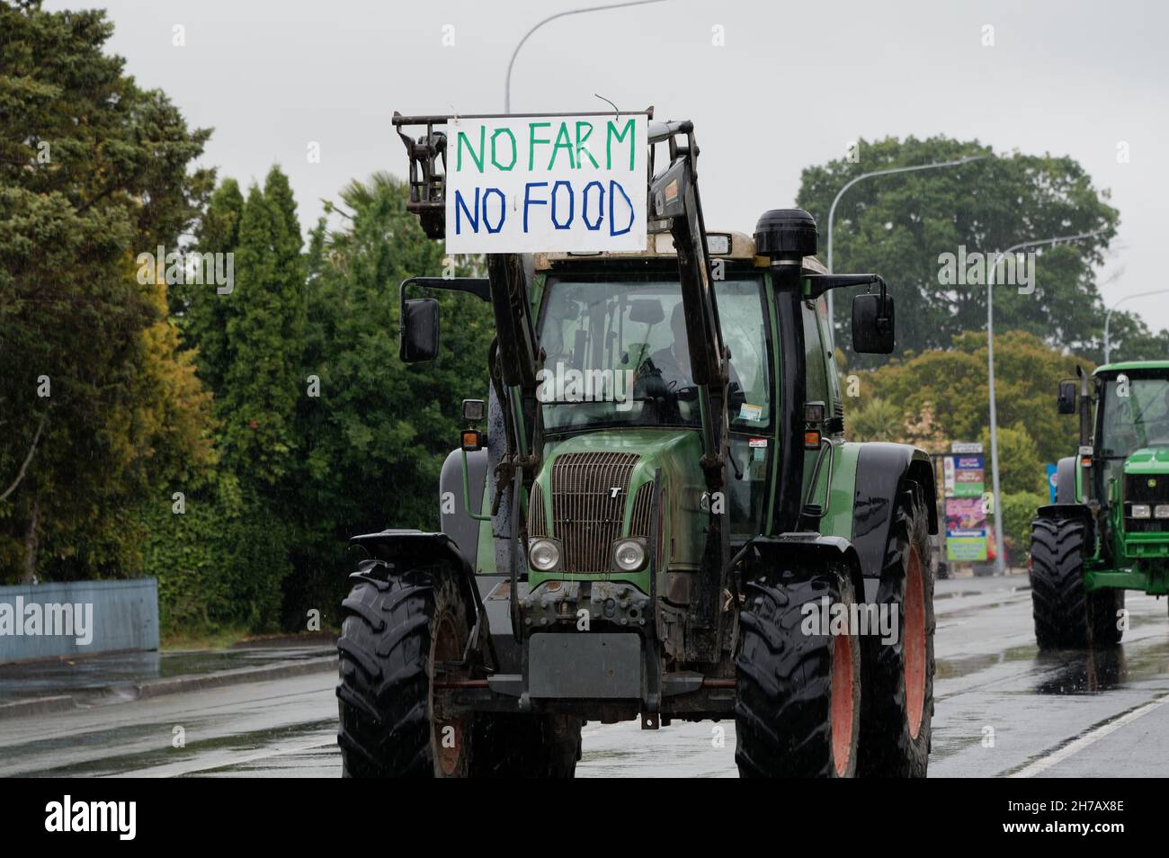 Understanding street signs hi-res stock photography and images - Alamy