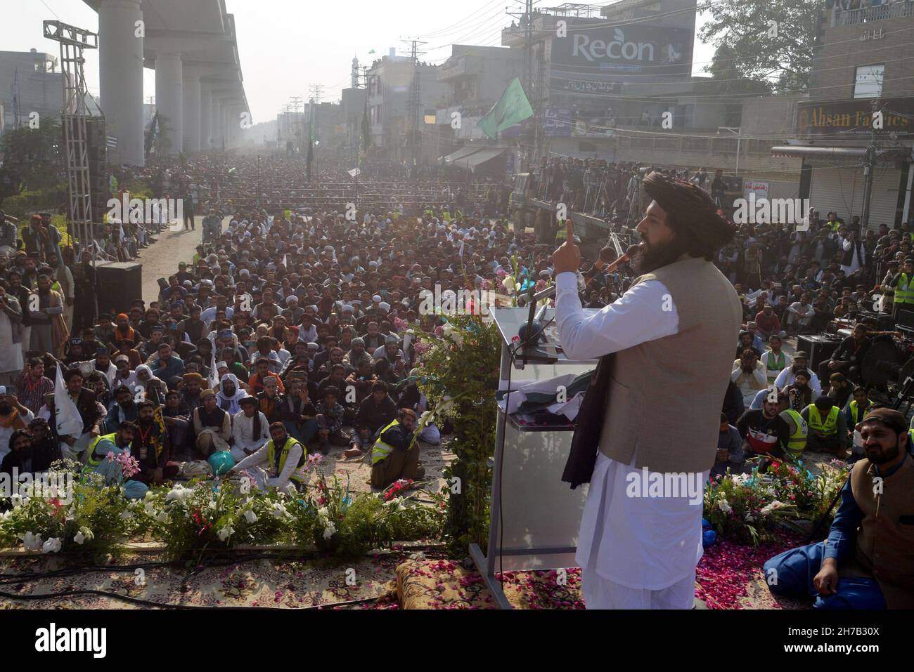 Lahore, Pakistan. 21st Nov, 2021. Hafiz Saad Rizvi leader of Tehreek-e ...