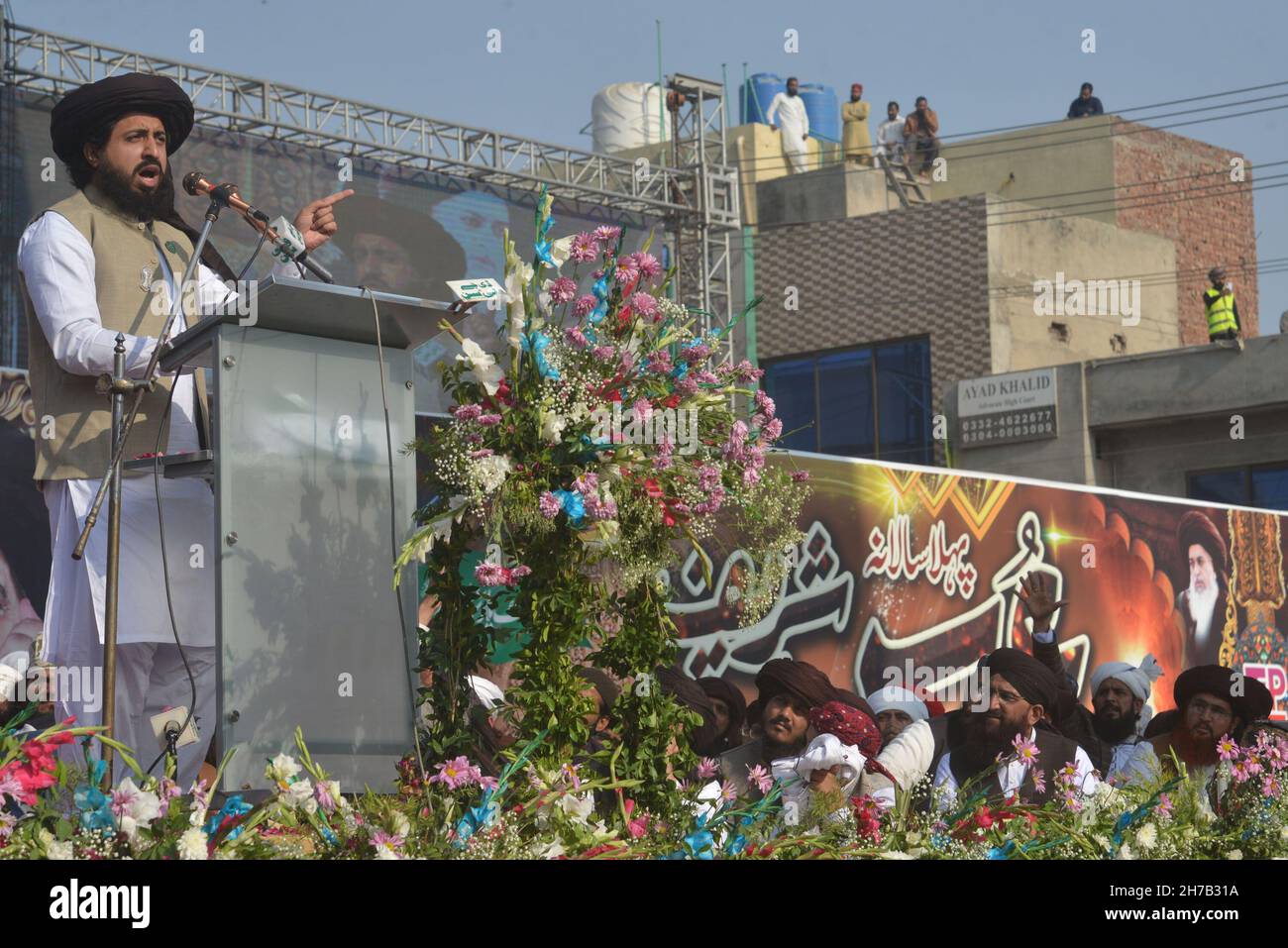 Lahore, Pakistan. 21st Nov, 2021. Hafiz Saad Rizvi leader of Tehreek-e ...