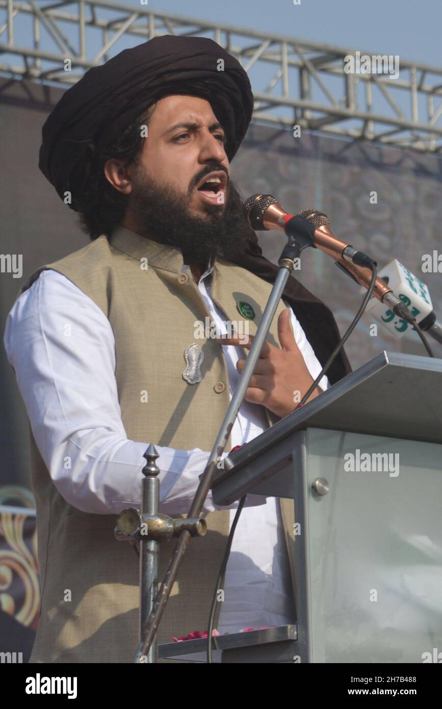 Lahore, Punjab, Pakistan. 21st Nov, 2021. Hafiz Saad Rizvi leader of ...