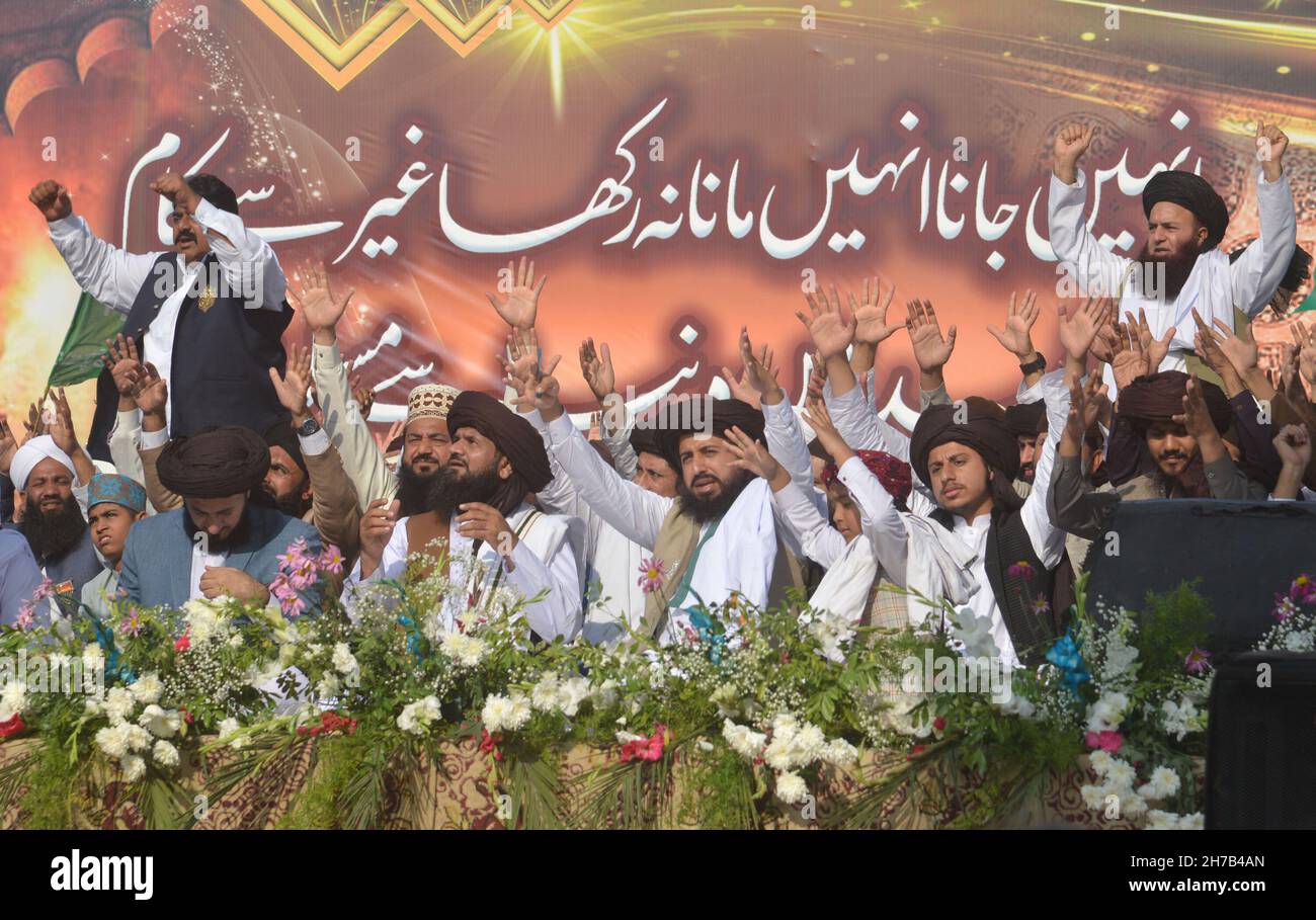 Lahore, Punjab, Pakistan. 21st Nov, 2021. Hafiz Saad Rizvi leader of ...