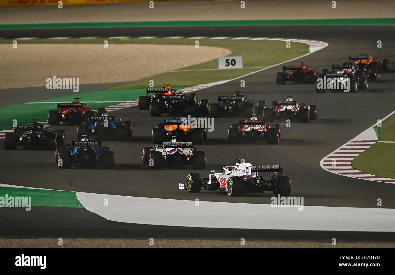 Doha, Qatar. 21st Nov, 2021. Formula One cars compete during the final ...