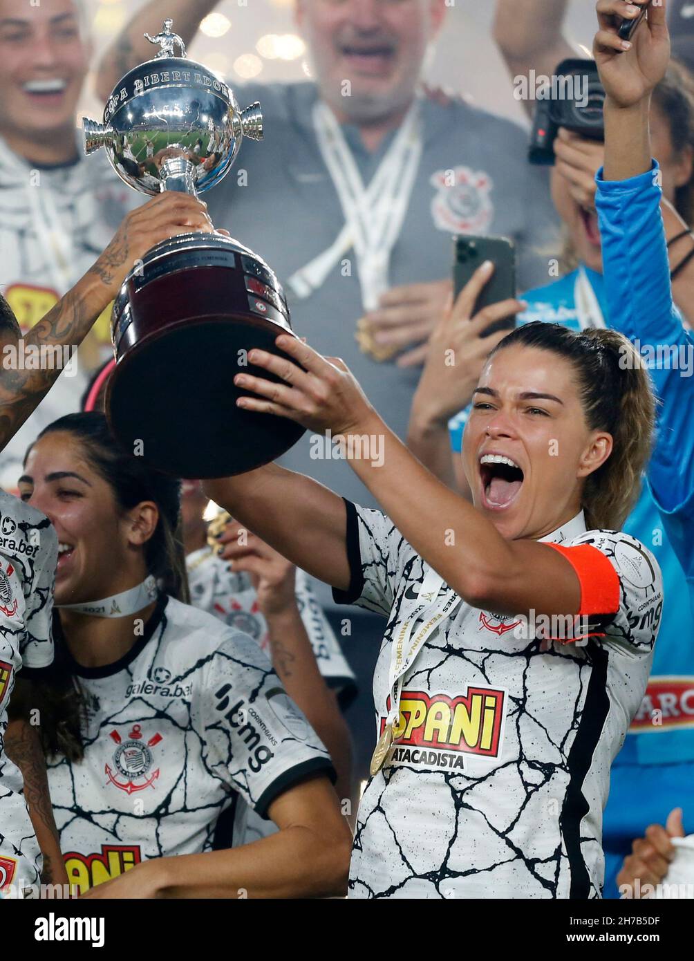 Women tamires hi-res stock photography and images - Alamy