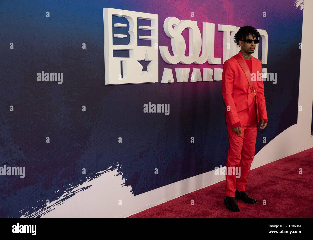 Music Artist 21 Savage on the Red Carpet at the 2021 Soul Train Awards ...