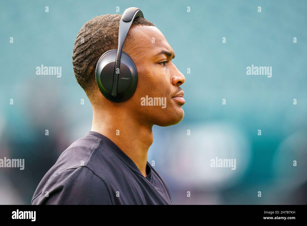Devonta smith eagles hi-res stock photography and images - Alamy