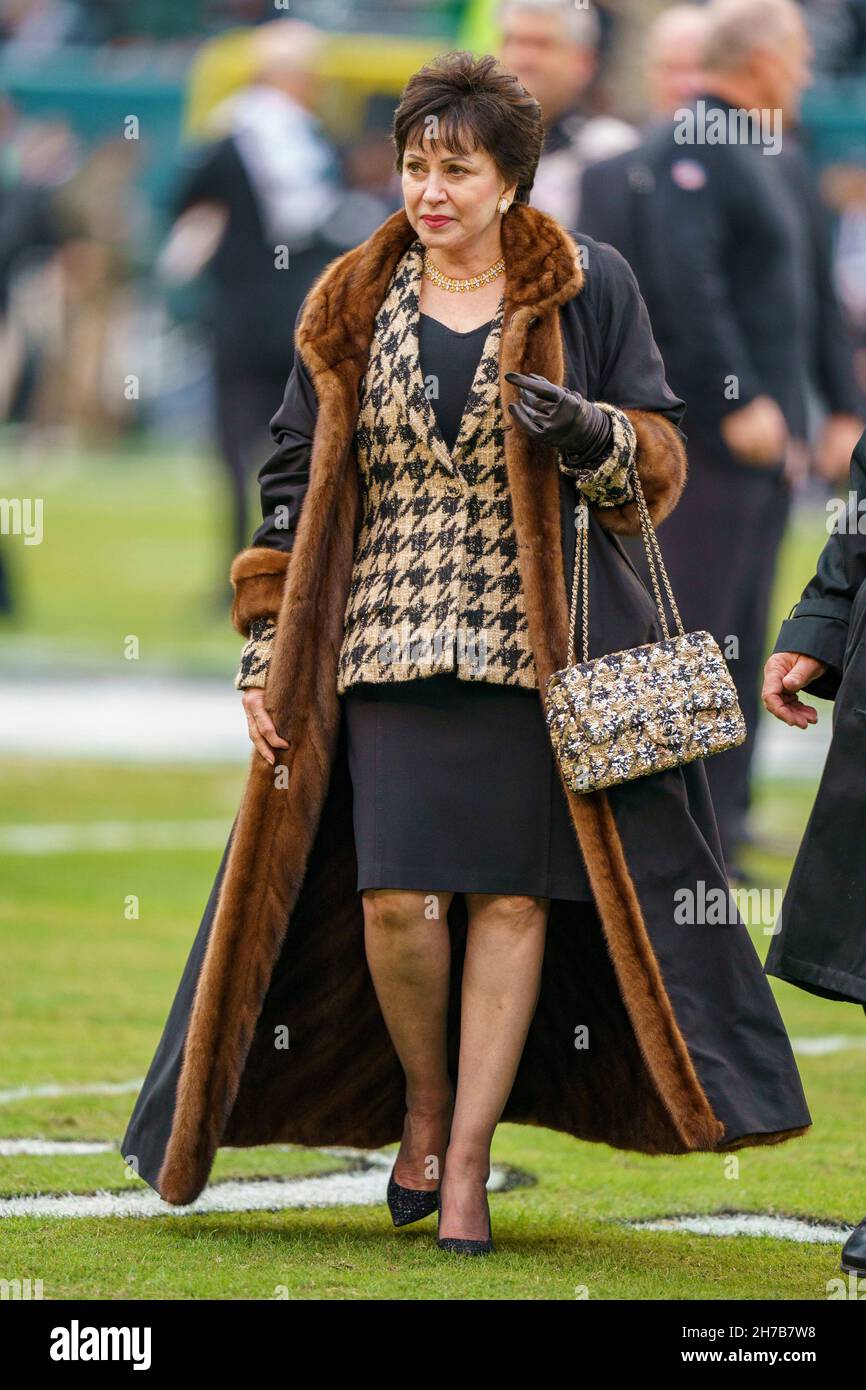 November 21, 2021: New Orleans Saints owner Gayle Benson looks on prior ...