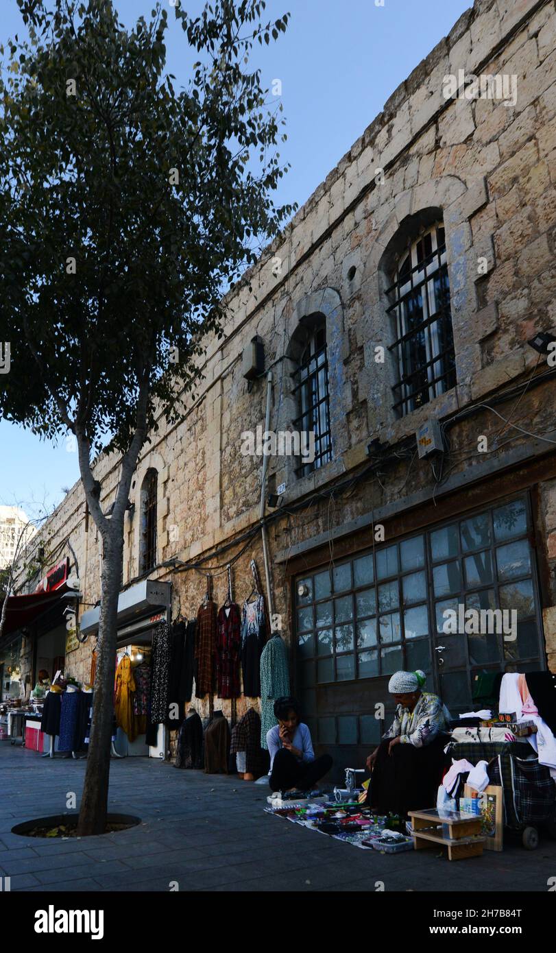 Israel street vendor hi-res stock photography and images - Alamy