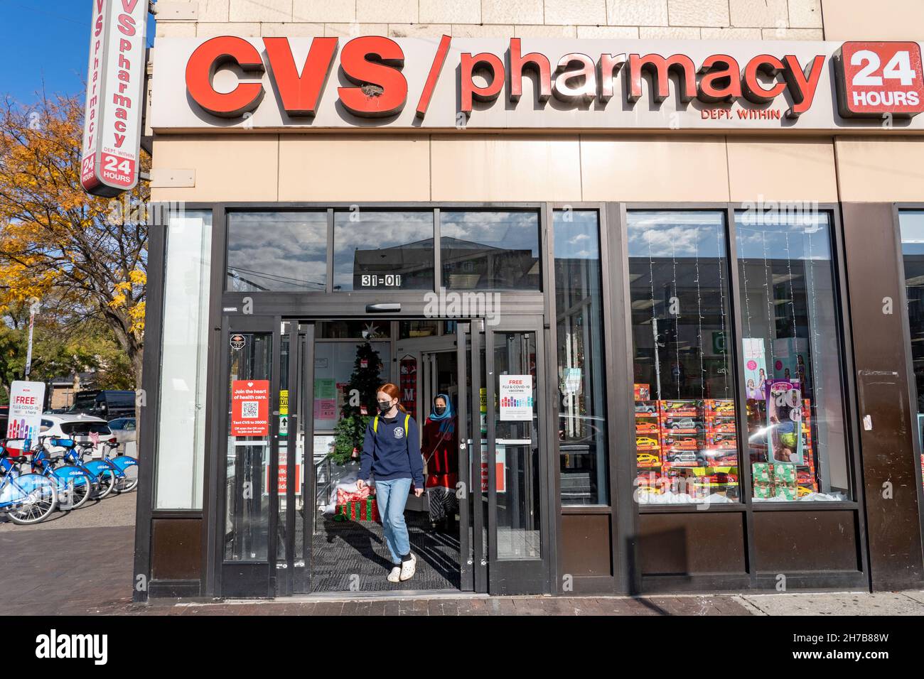 Employment patterns hi-res stock photography and images - Alamy