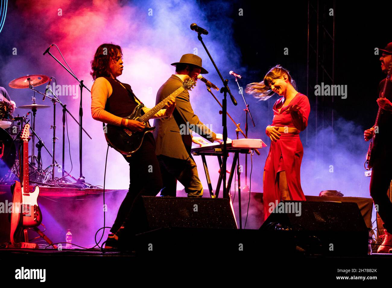 Colombian rock band 'Superlitio' closes the first day of the 'IDARTES ...