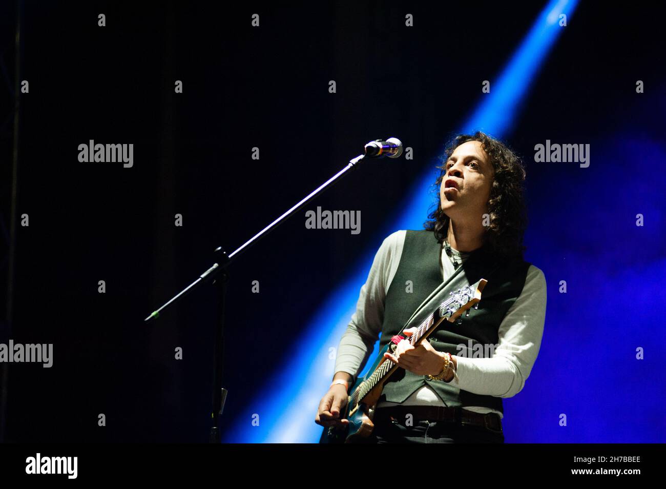 Colombian rock band 'Superlitio' closes the first day of the 'IDARTES ...