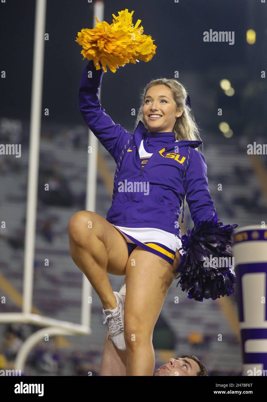 Baton Rouge, LA, USA. 20th Nov, 2021. A LSU cheerleader performs on the ...