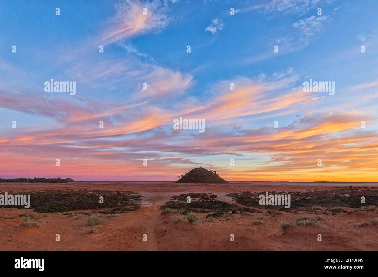 Moody sunrise with pink sky over Lake Ballard, Western Australia, WA ...