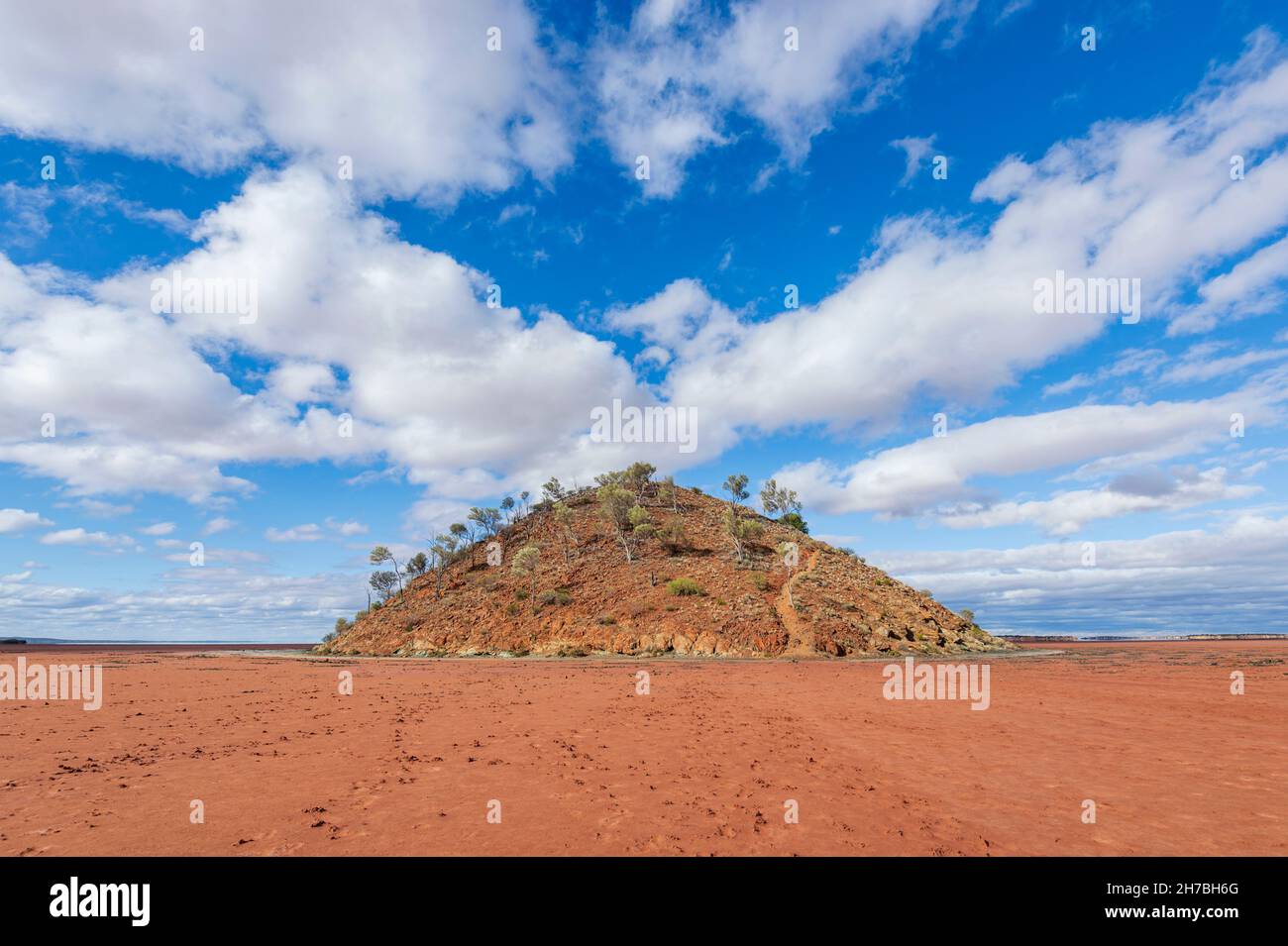 Scenic view of the conical island in the middle of Lake Ballard ...