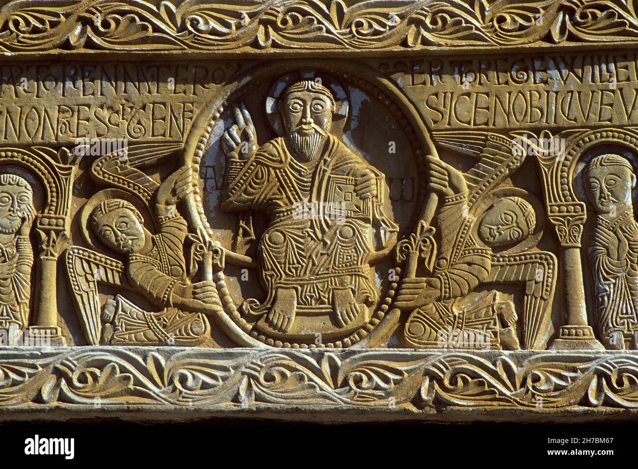 FRANCE. PYRENEES ORIENTALES (66). THE ROUSSILLON. ROMAN CHURCH OF ST ...