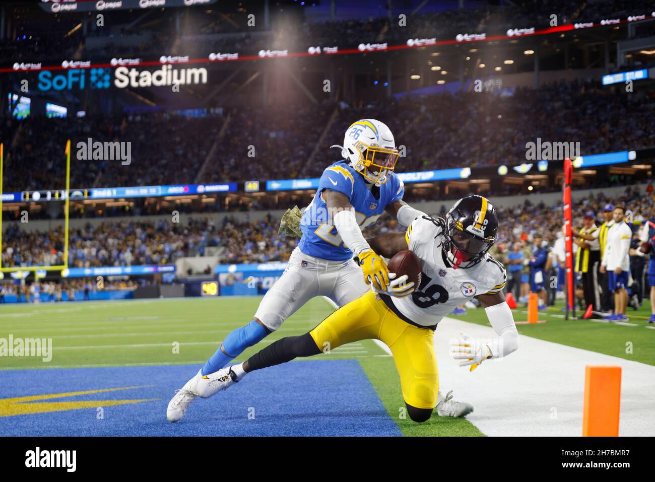 November 21, 2021 Pittsburgh Steelers wide receiver Diontae Johnson (11 ...