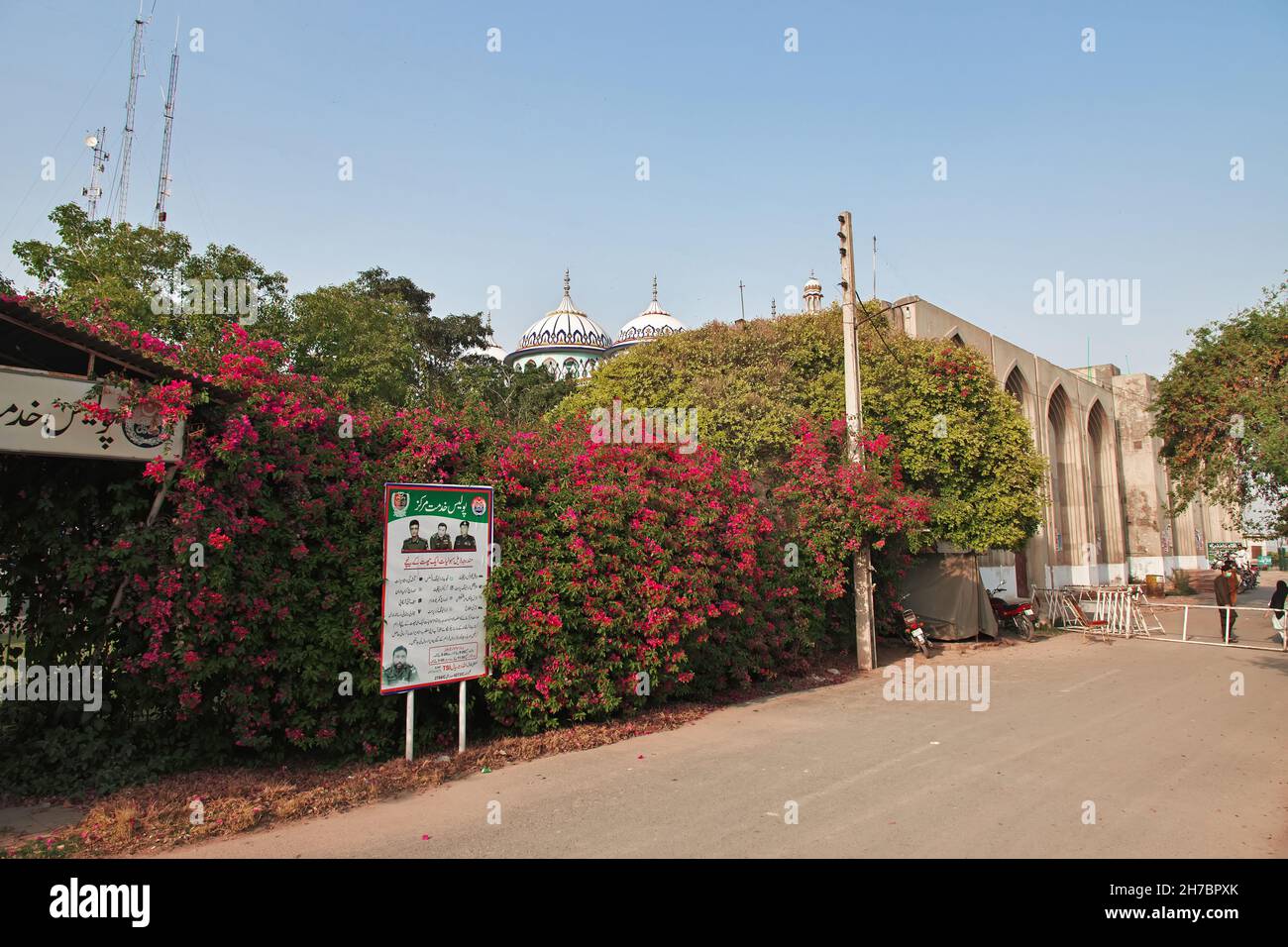 Ghousia Hamidia Mosque in Multan, Punjab province, Pakistan Stock Photo ...