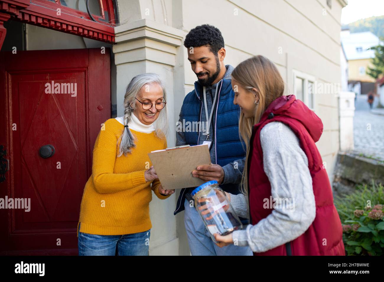 Senior three student hi-res stock photography and images - Alamy