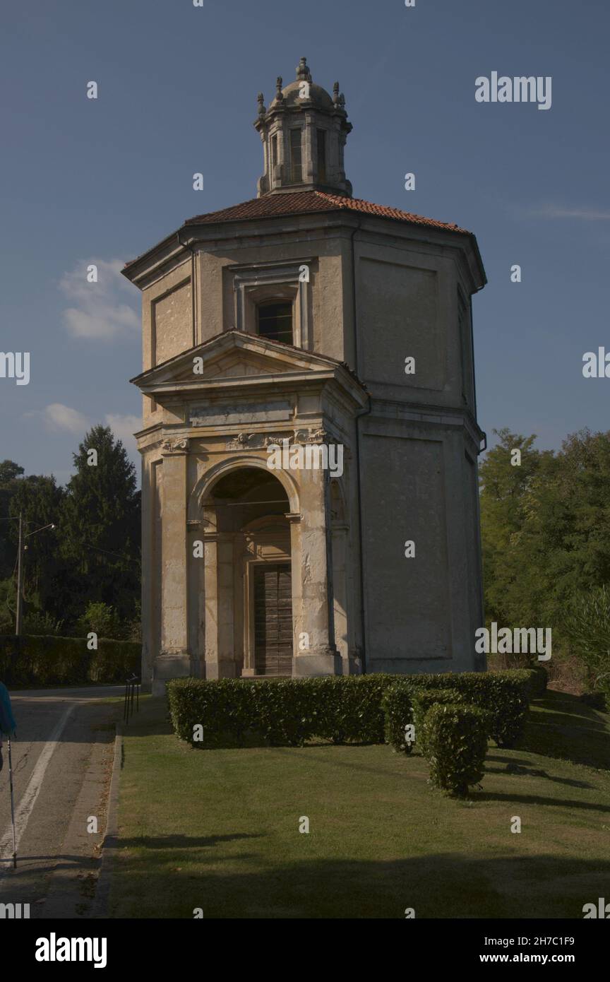Cappella Sacro Monte di Arona, Piemonte Stock Photo - Alamy