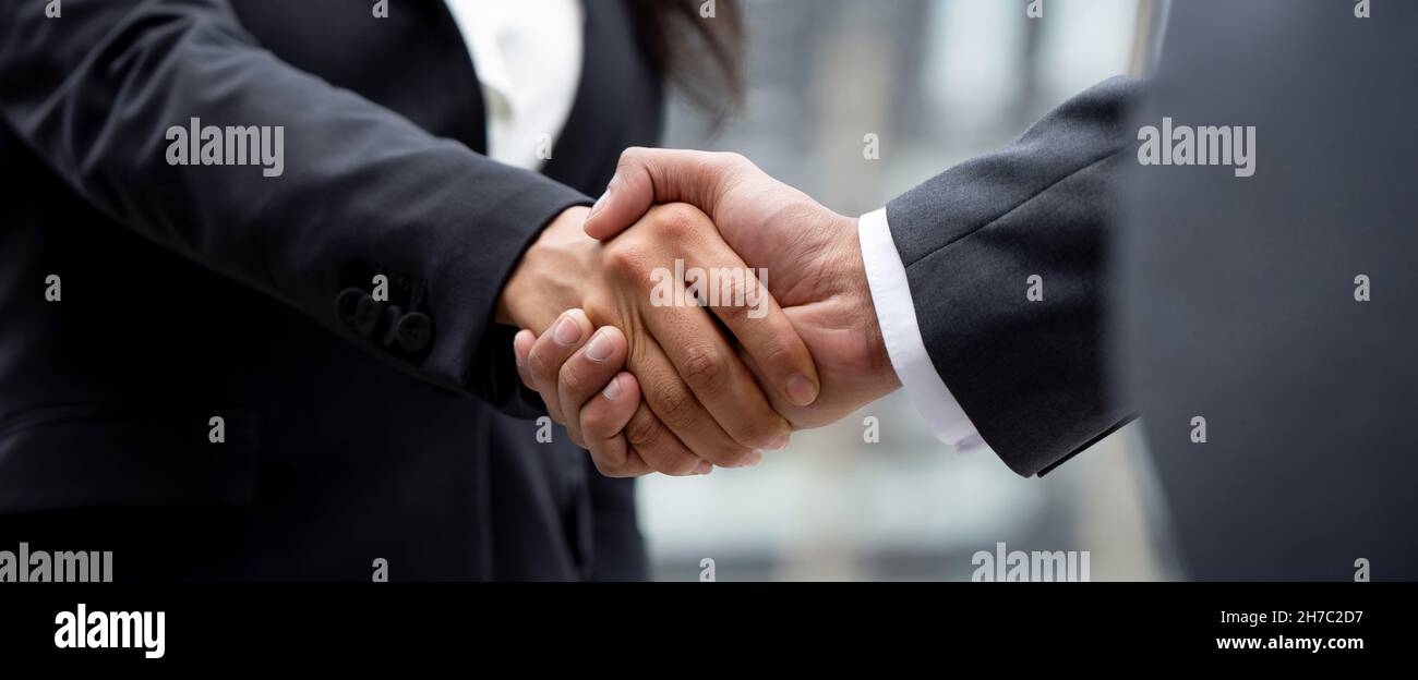 People in formal attire hi-res stock photography and images - Alamy
