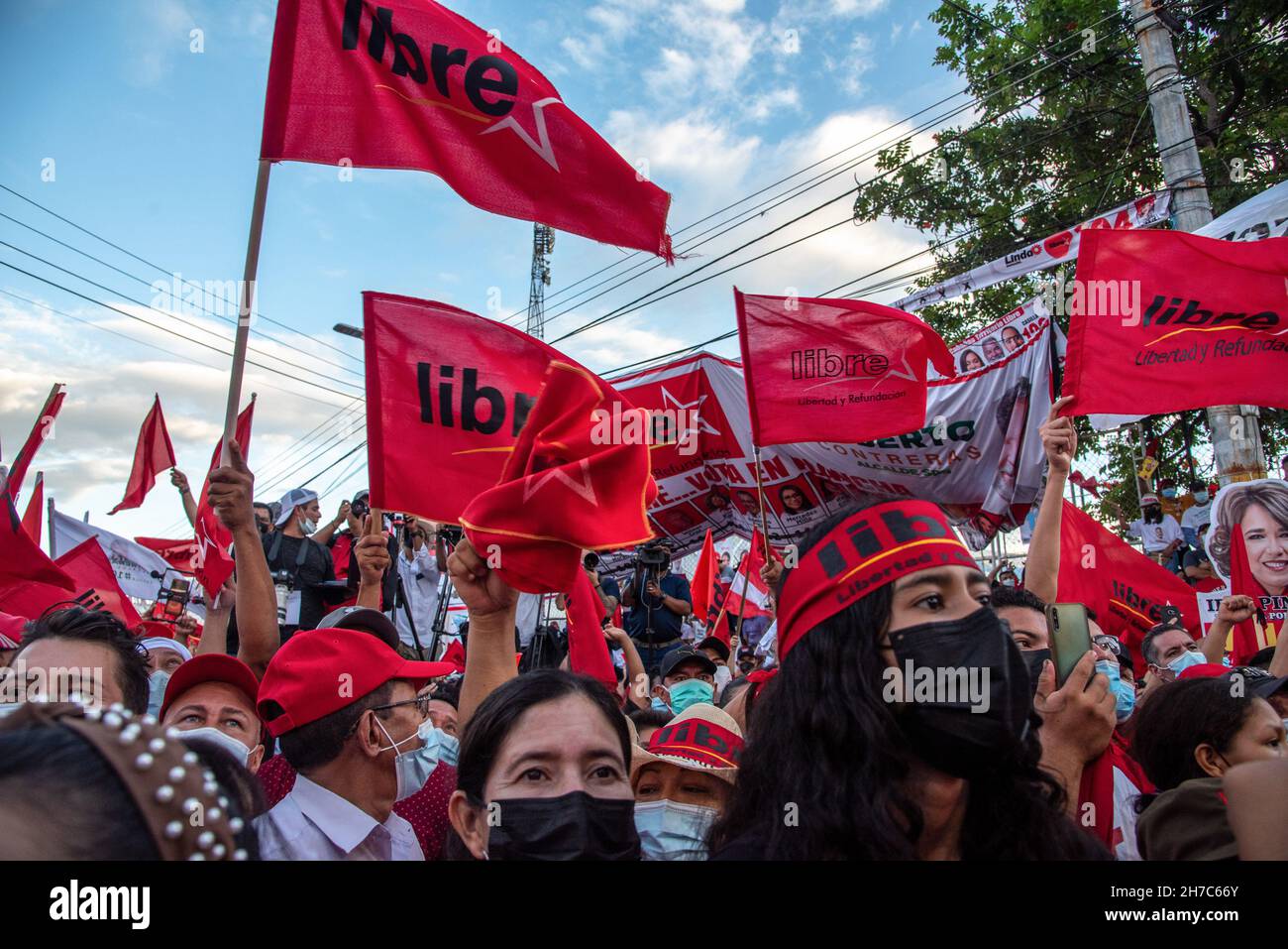 San Pedro Sula, Honduras. 20th Nov, 2021. Supporters wave the flags of ...