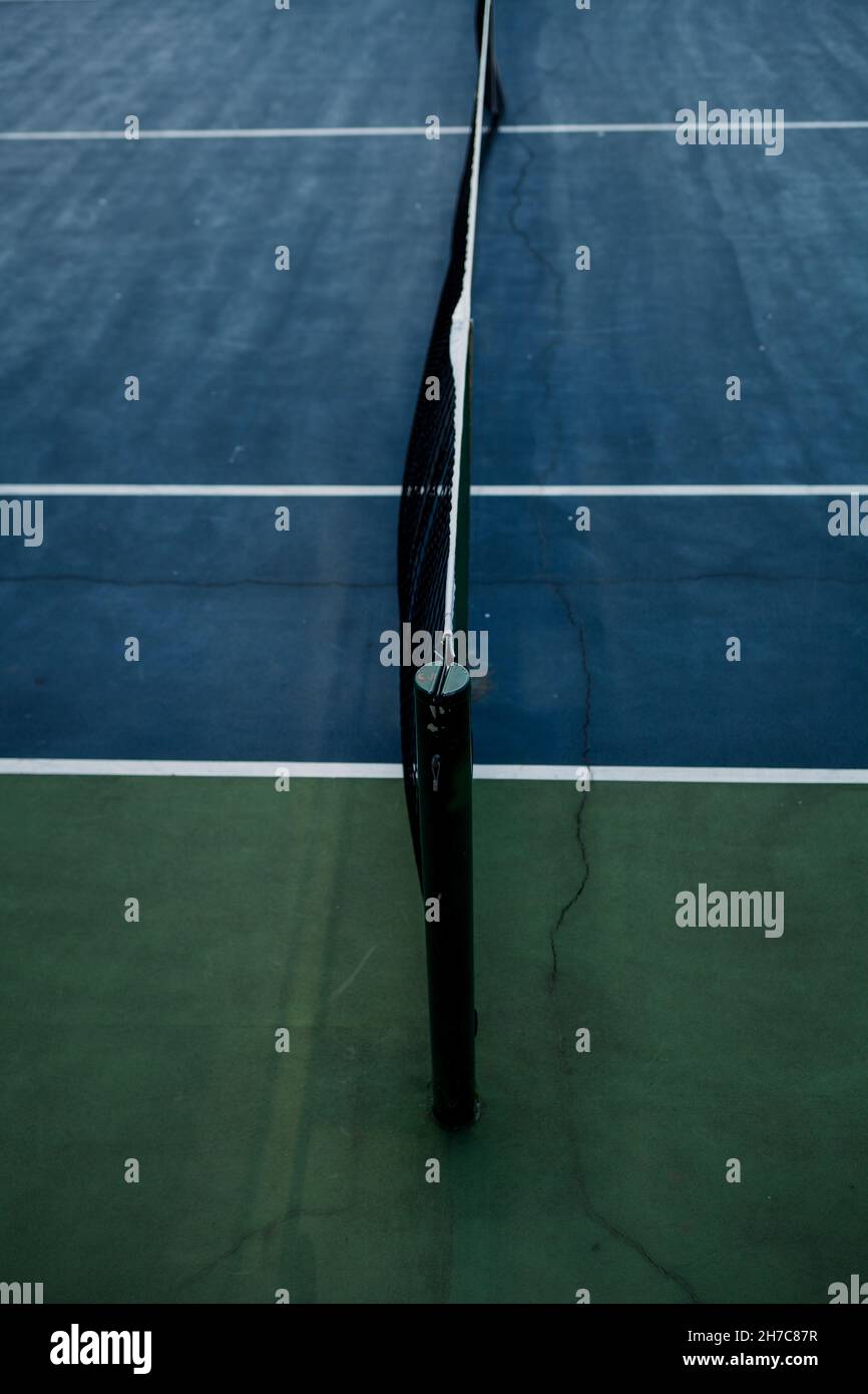 Tennis courts shadow hi-res stock photography and images - Alamy