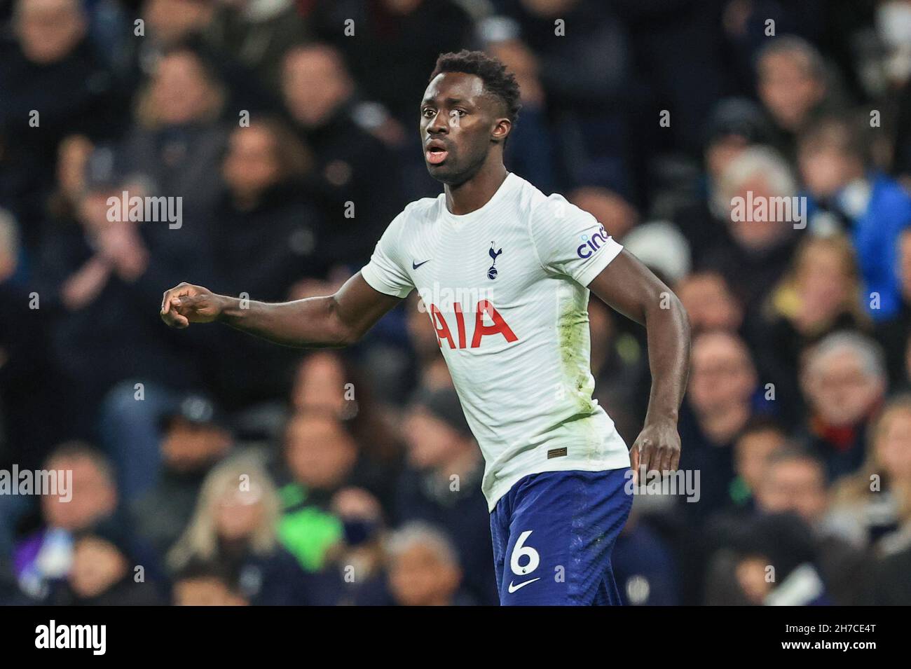 Tottenham hotspur stadium full 2021 hi-res stock photography and images ...