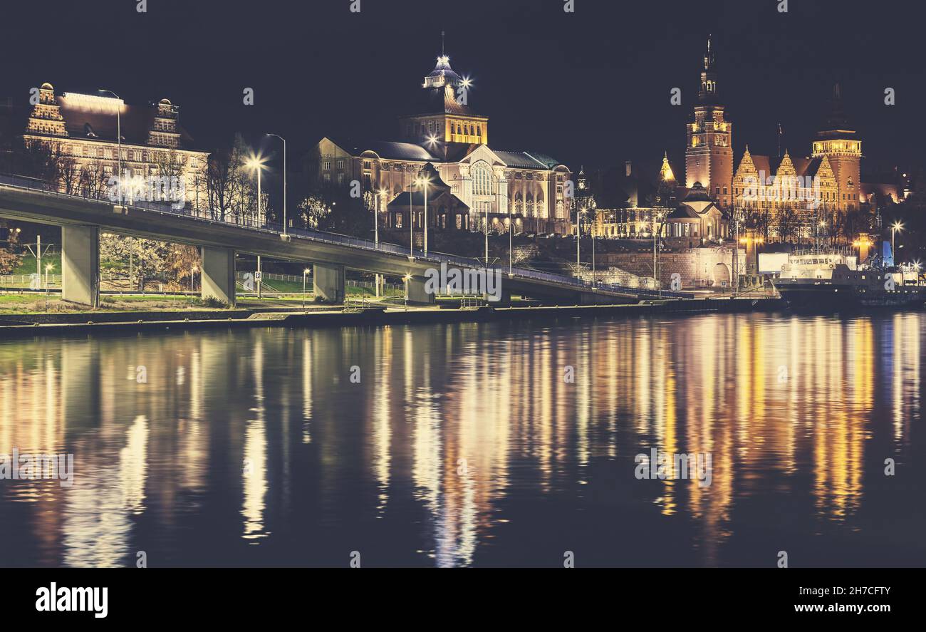 Szczecin waterfront with Chrobry Embankment at night, color toning ...