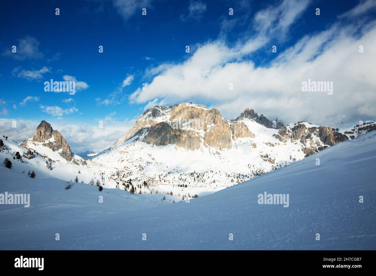 Dolomites Dolomiti Italy in wintertime beautiful alps winter mountains ...