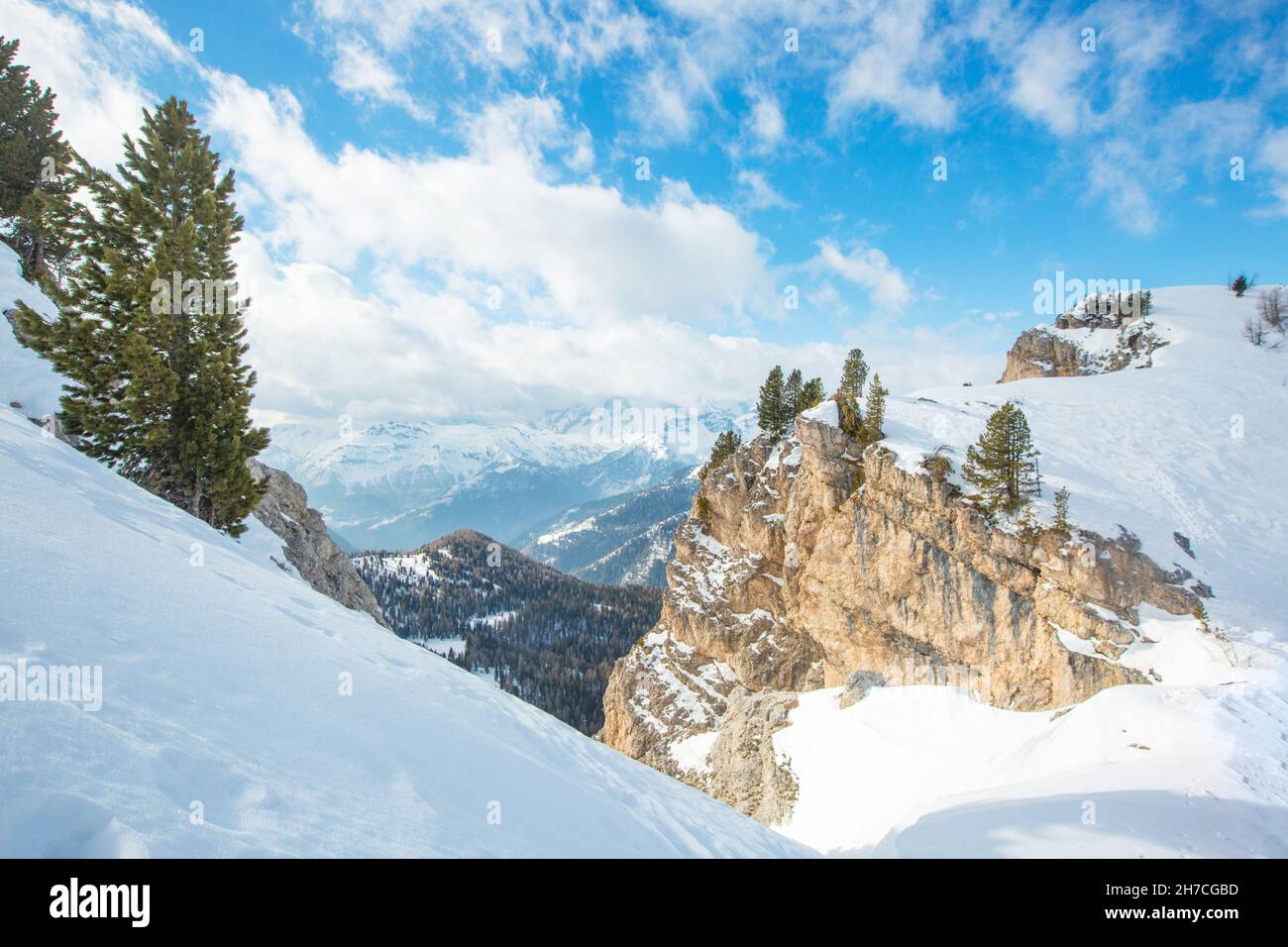 Dolomites Dolomiti Italy in wintertime beautiful alps winter mountains ...