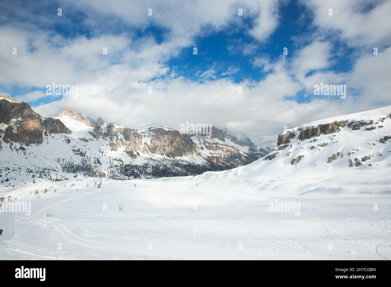 Dolomites Dolomiti Italy in wintertime beautiful alps winter mountains ...