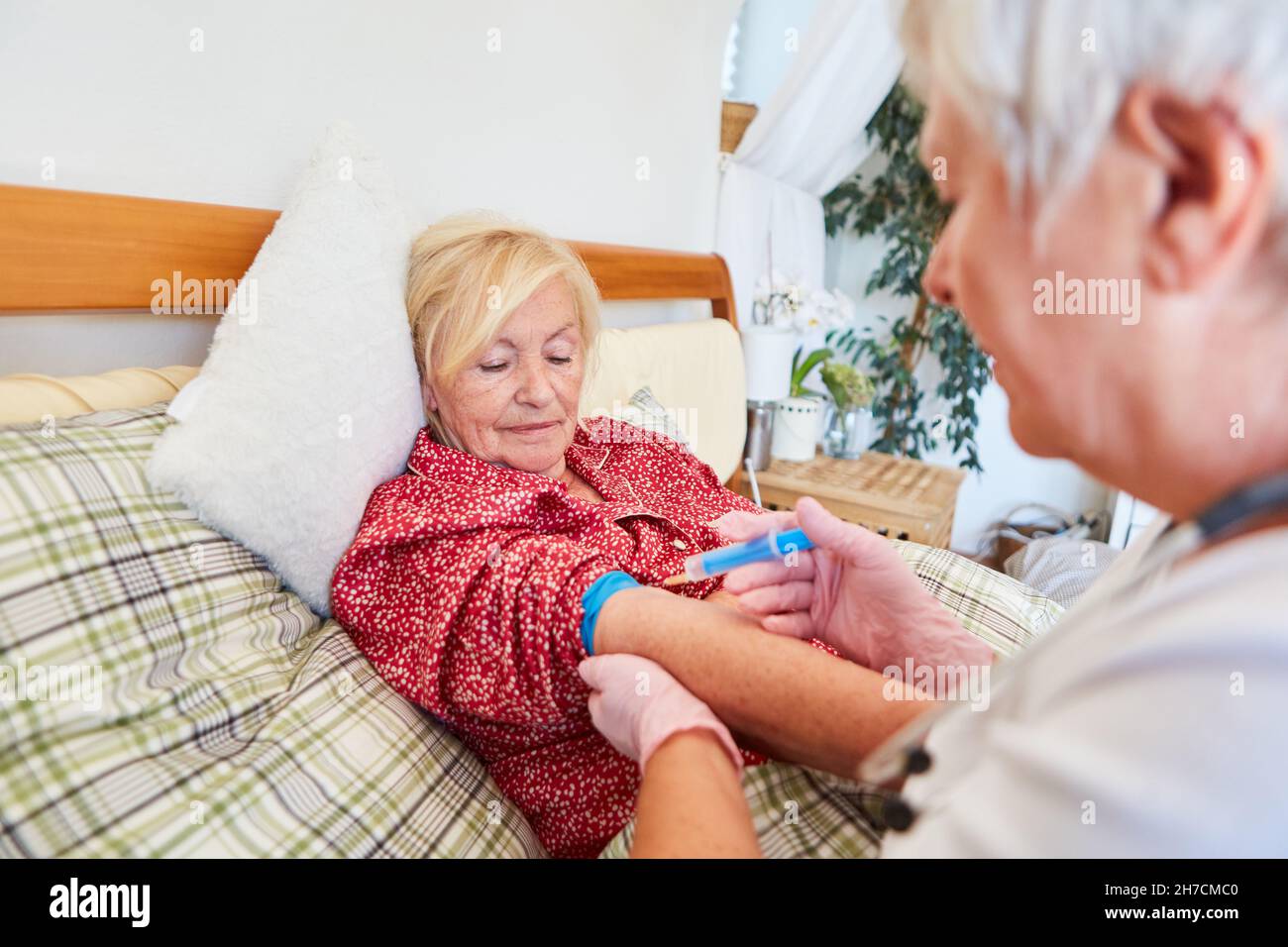 Restorative injection hi-res stock photography and images - Alamy