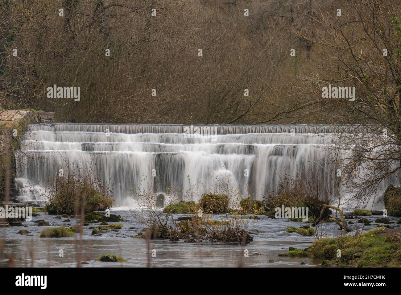 Mansal weir hi-res stock photography and images - Alamy