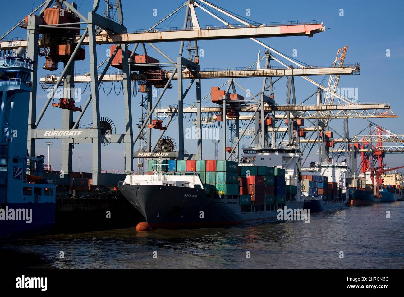 Container Terminal Hamburg, Germany, Hamburg, Port of Hamburg Stock ...