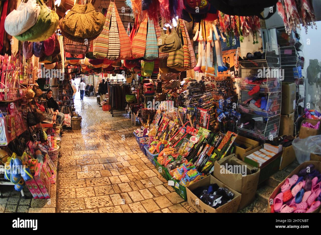 Middle eastern bazaar hi-res stock photography and images - Alamy