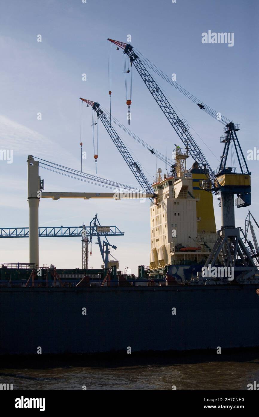 Dry Dock, Germany, Hamburg, Port of Hamburg Stock Photo - Alamy