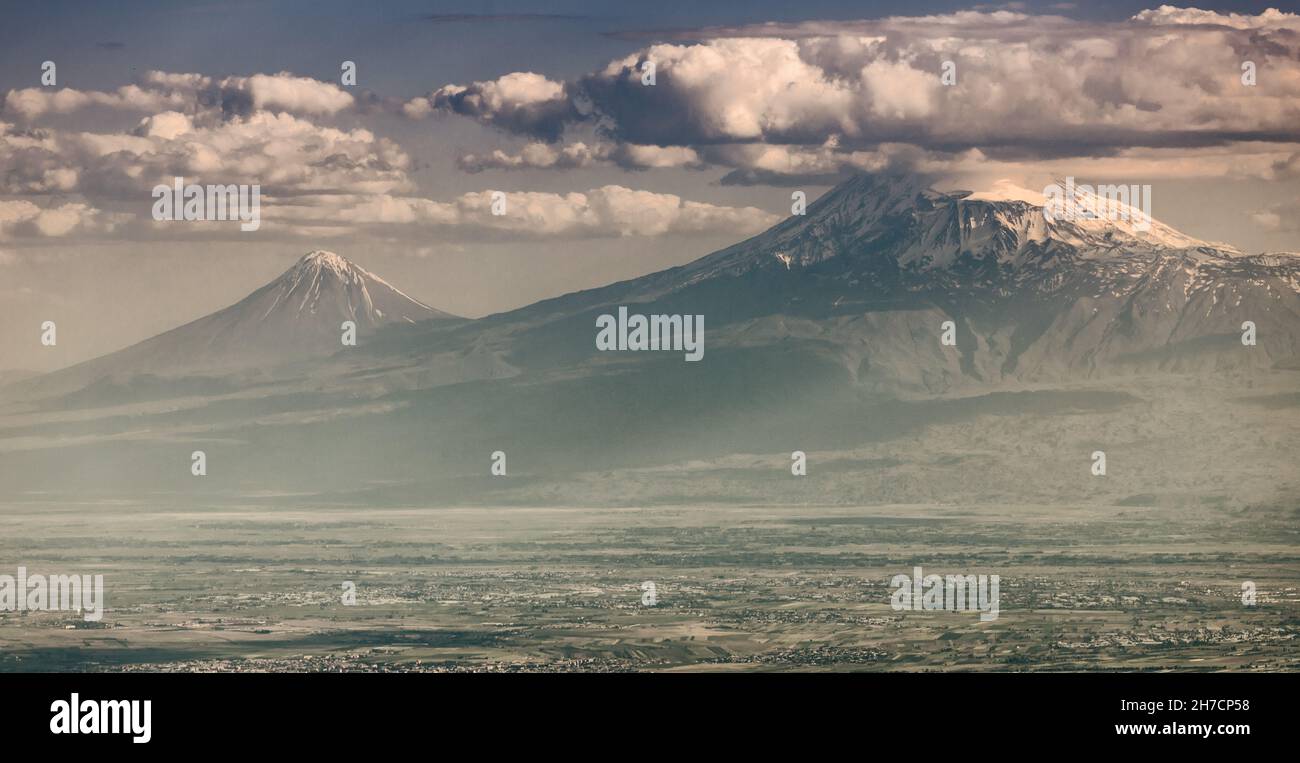 Spectacular and dramatic panoramic view of the famous biblical Mount ...