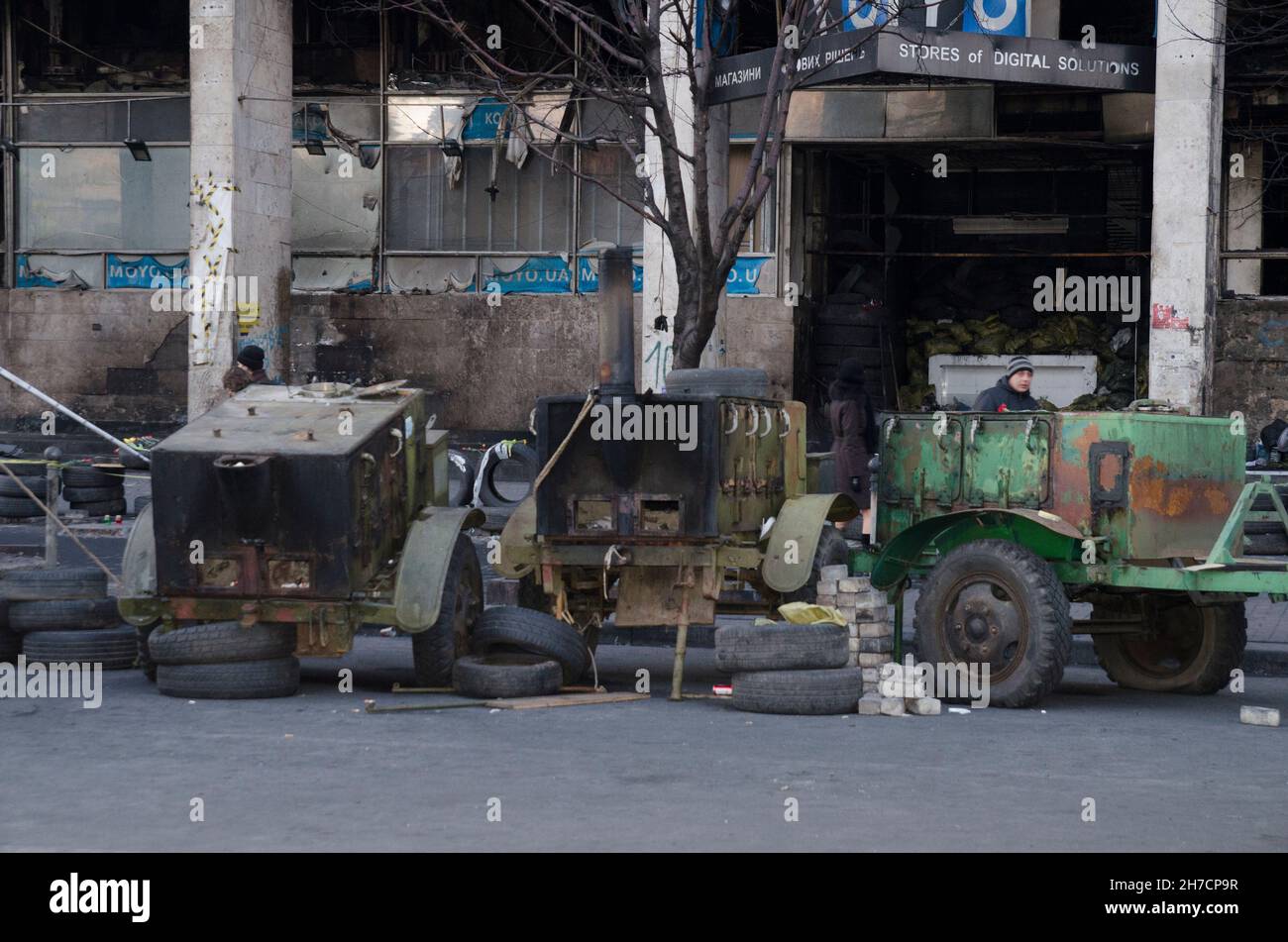 Field kitchen at Maidan Nezalezhnosti in Kiev during the Ukrainian ...