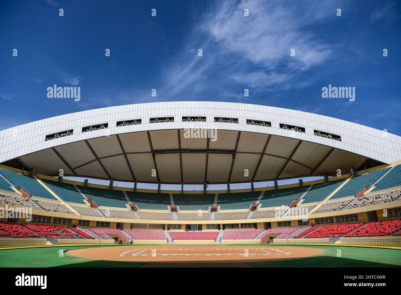Wrestling arena hi-res stock photography and images - Alamy