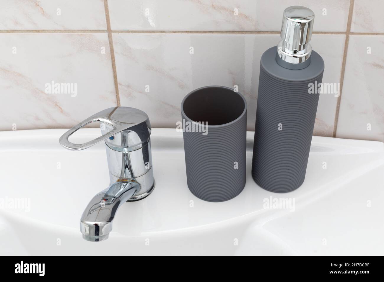 Picture of a shiny chrome water tap Stock Photo - Alamy